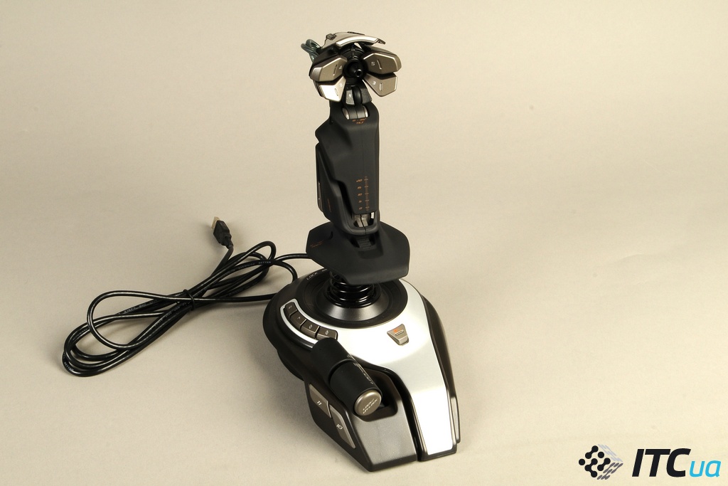Cyborg F.L.Y. 5 Flight Stick – джойстик-трансформер для sci-fi симуляторов