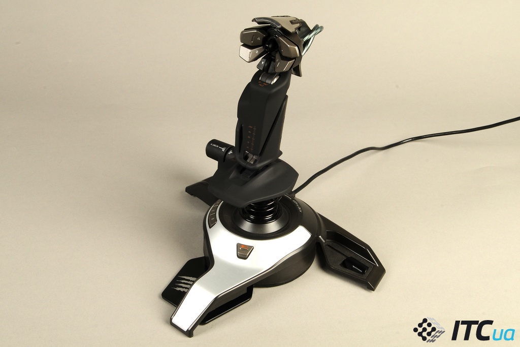 Cyborg F.L.Y. 5 Flight Stick – джойстик-трансформер для sci-fi симуляторов