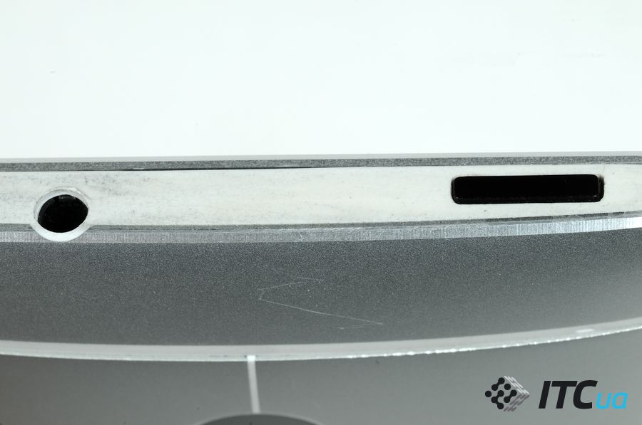 Обзор смартфона HTC One Dual SIM