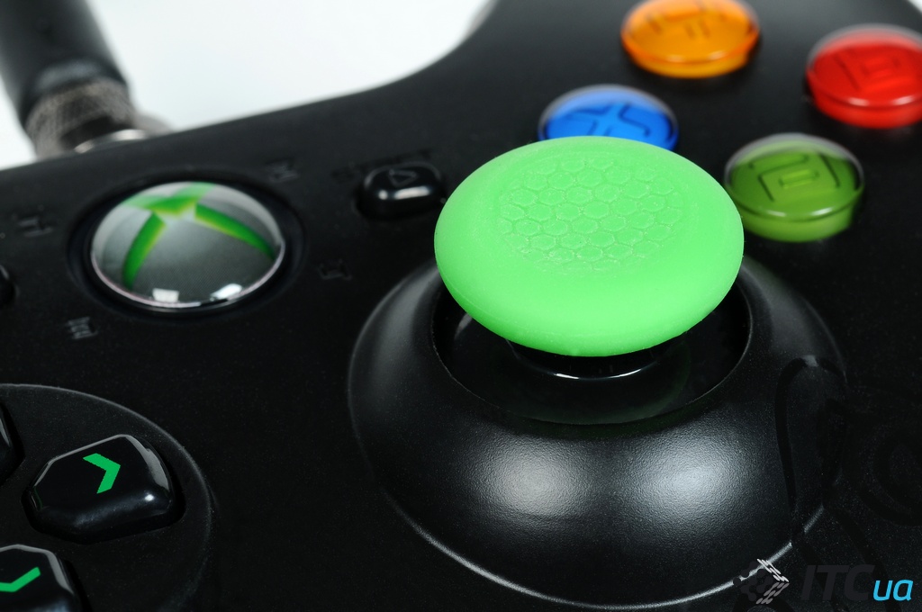 Razer Sabertooth: профессиональный геймпад для Xbox 360 и ПК