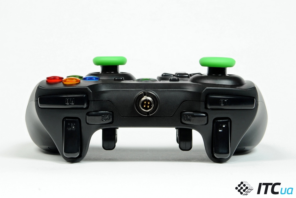 Razer Sabertooth: профессиональный геймпад для Xbox 360 и ПК
