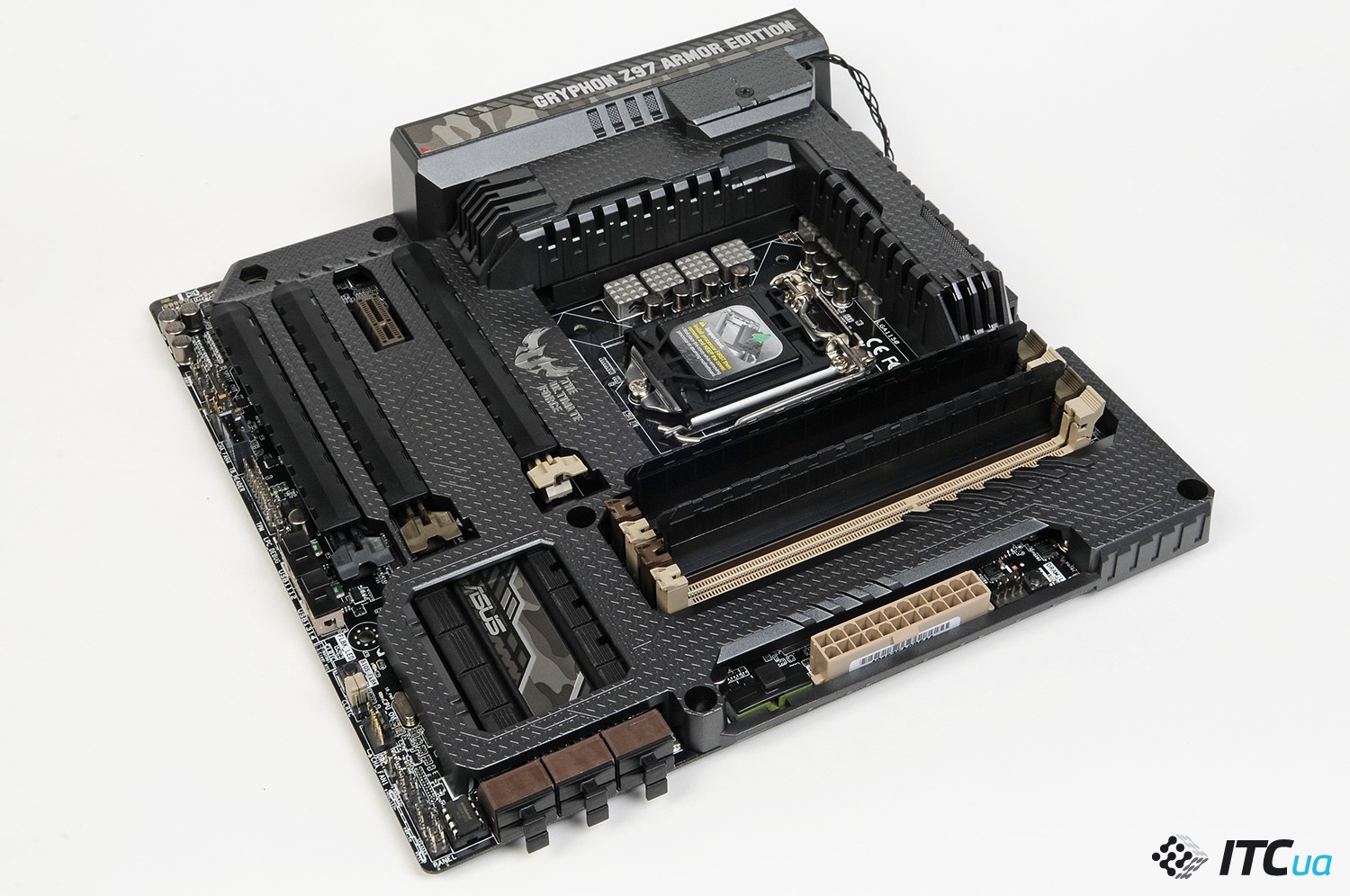 Обзор материнской платы ASUS GRYPHON Z97 Armor Edition