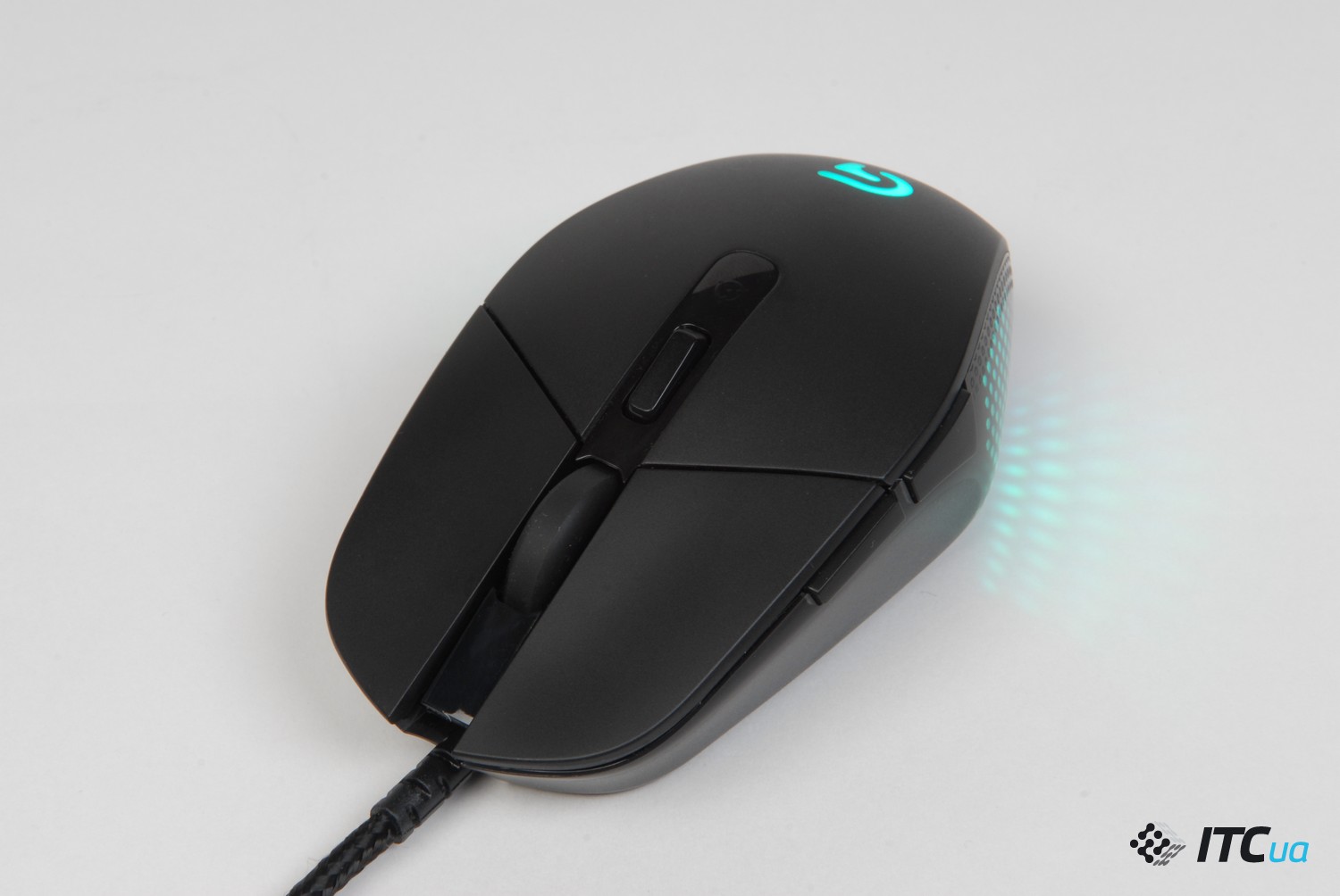 Обзор игровой мыши Logitech G303 Daedalus Apex