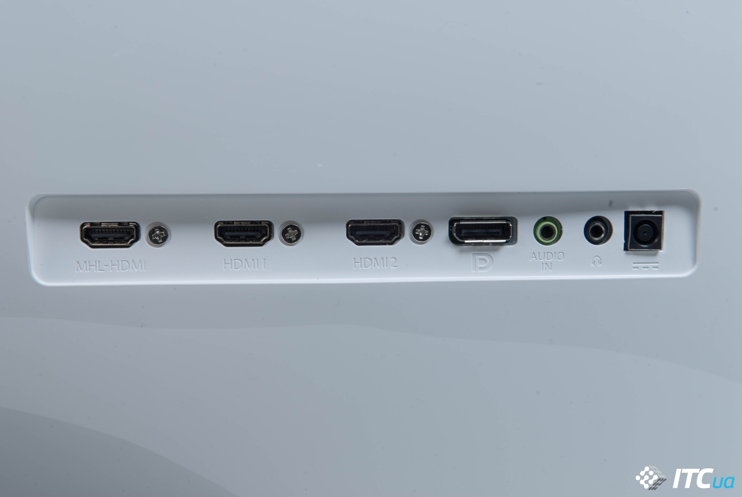 Обзор монитора Philips BDM3490UC