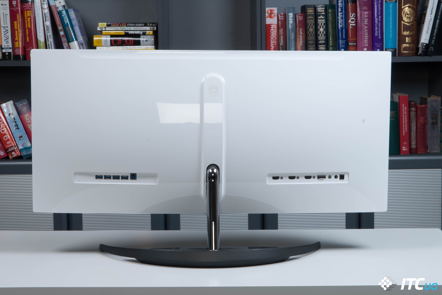 Обзор монитора Philips BDM3490UC