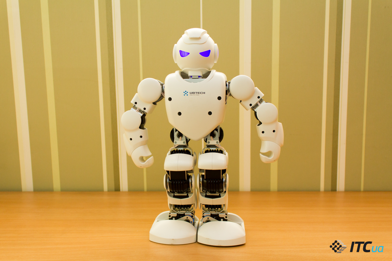 Обзор робота UBTECH Alpha1 Pro