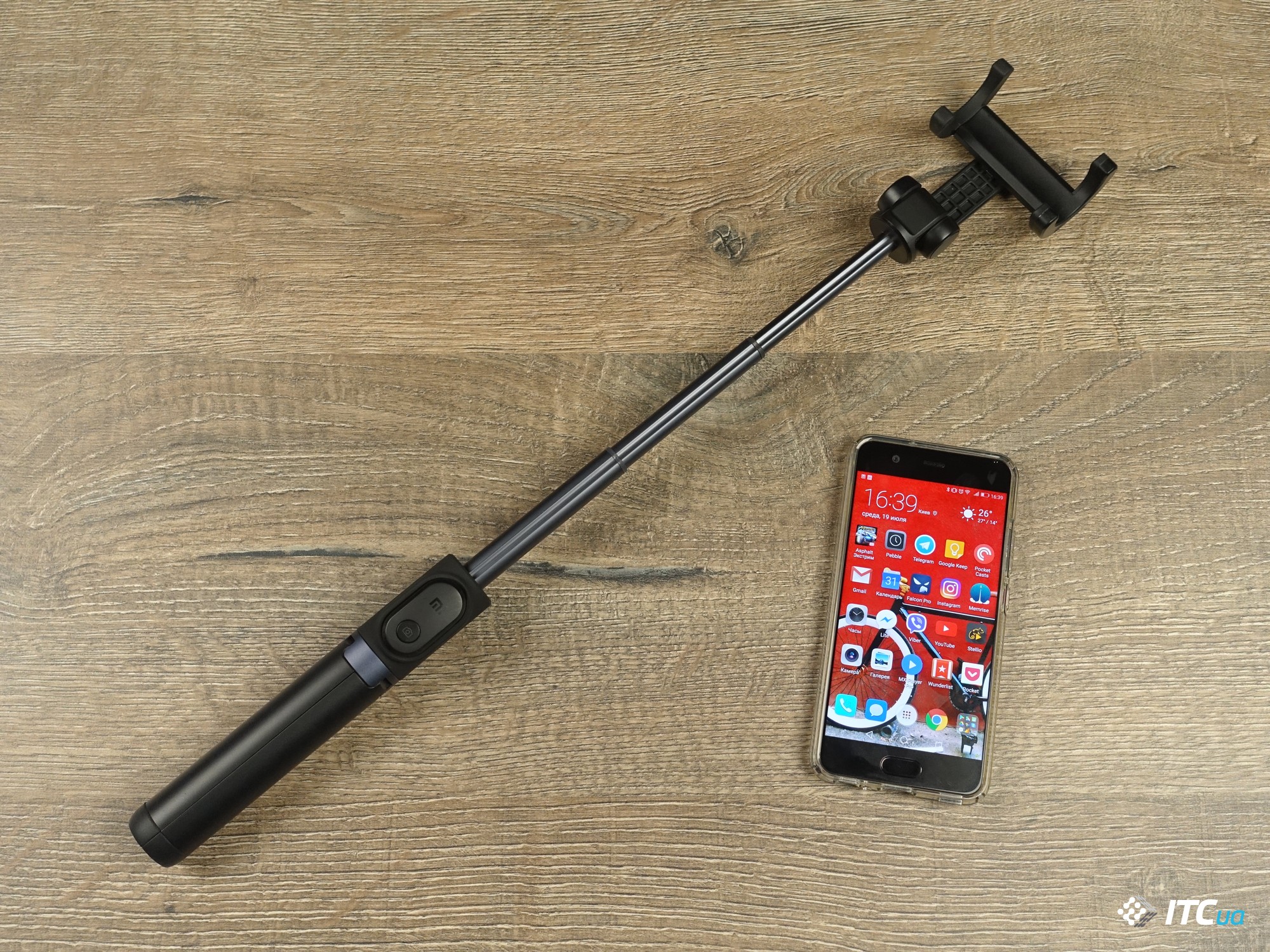 Обзор Xiaomi Bracket Self-timer: для отпуска и не только