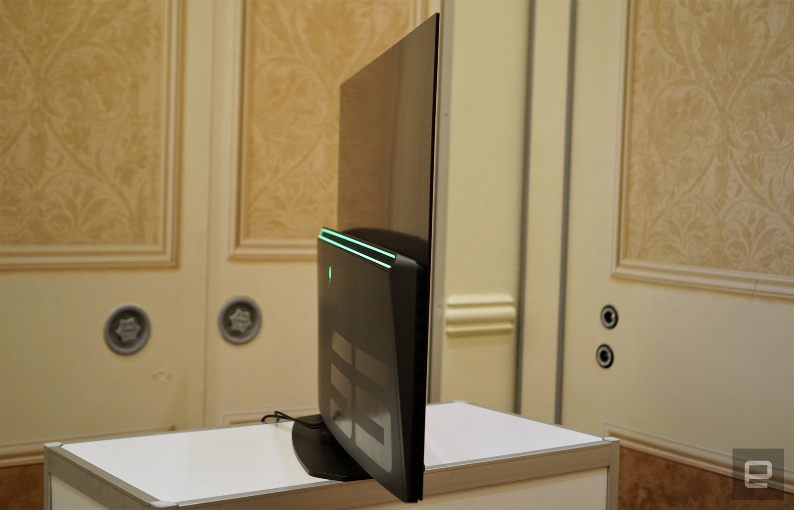 Alienware показала 55-дюймовый игровой 4K OLED монитор
