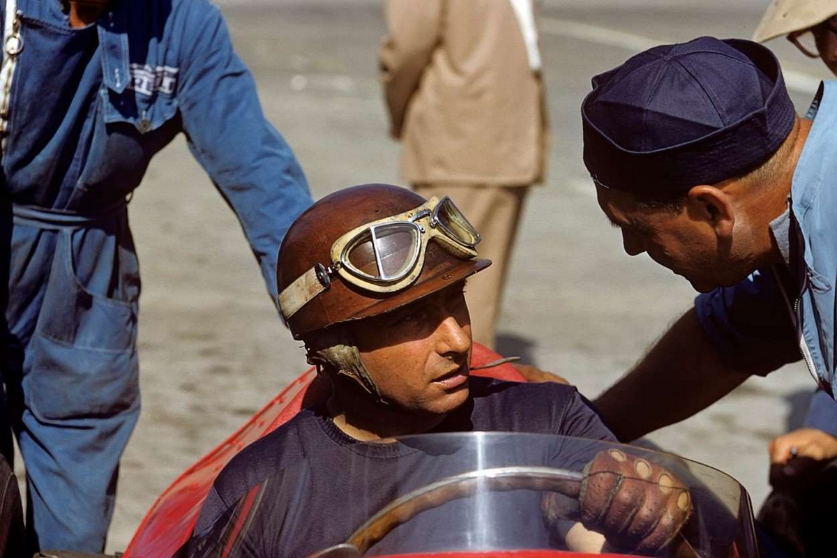 Рецензия на документальный фильм A Life of Speed: The Juan Manuel ...