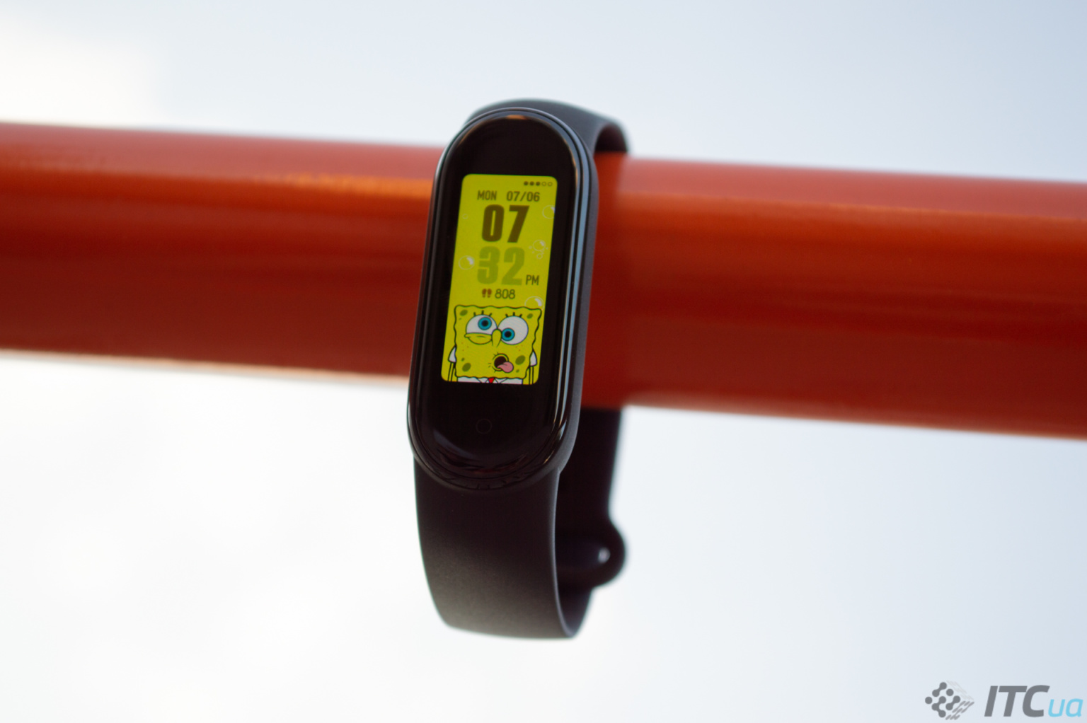 Обзор фитнес-браслета Xiaomi Mi Band 5 - ITC.ua