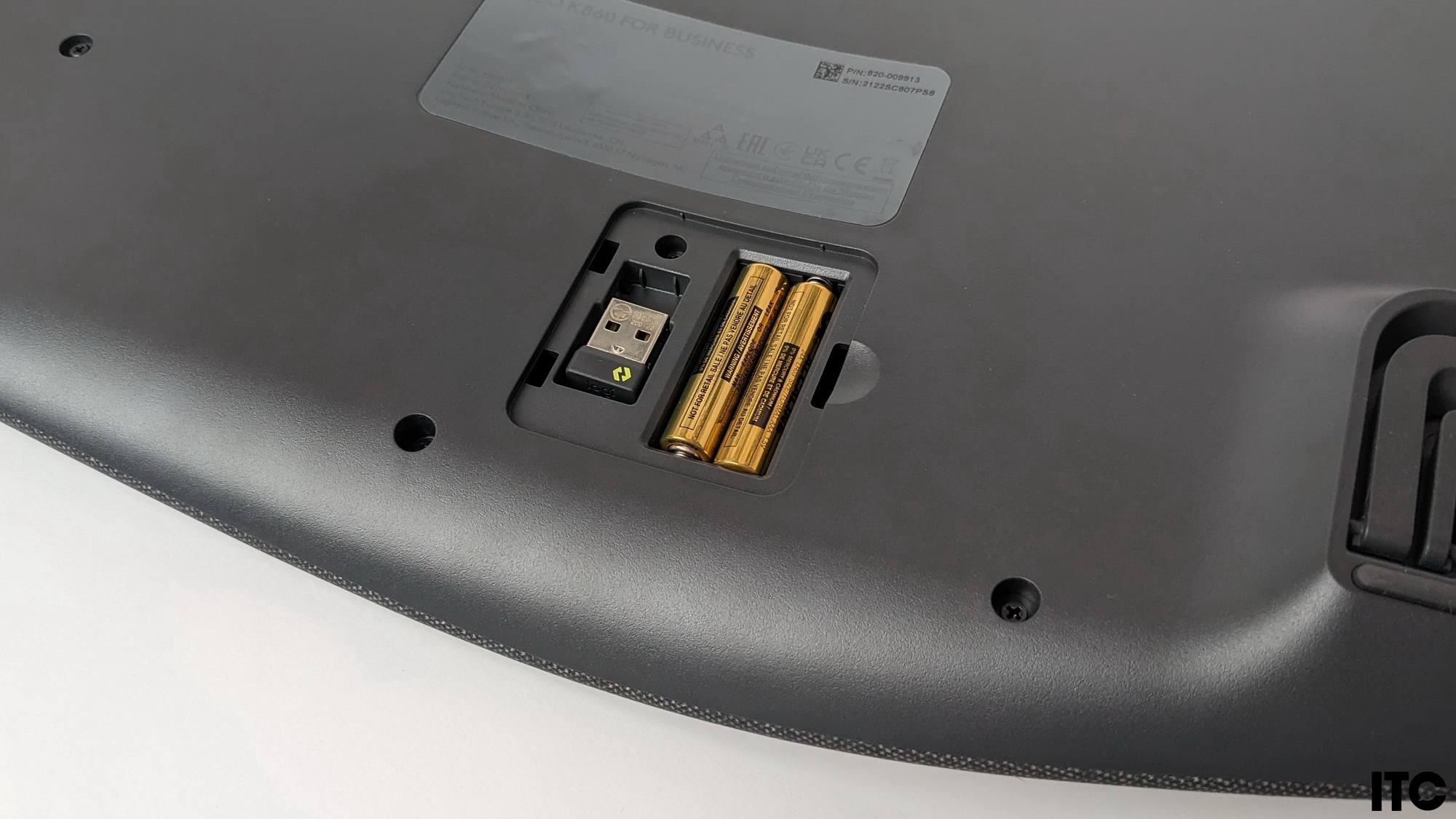 Огляд Logitech Lift Vertical, M575 Trackball, K860 Keyboard: досвід ...