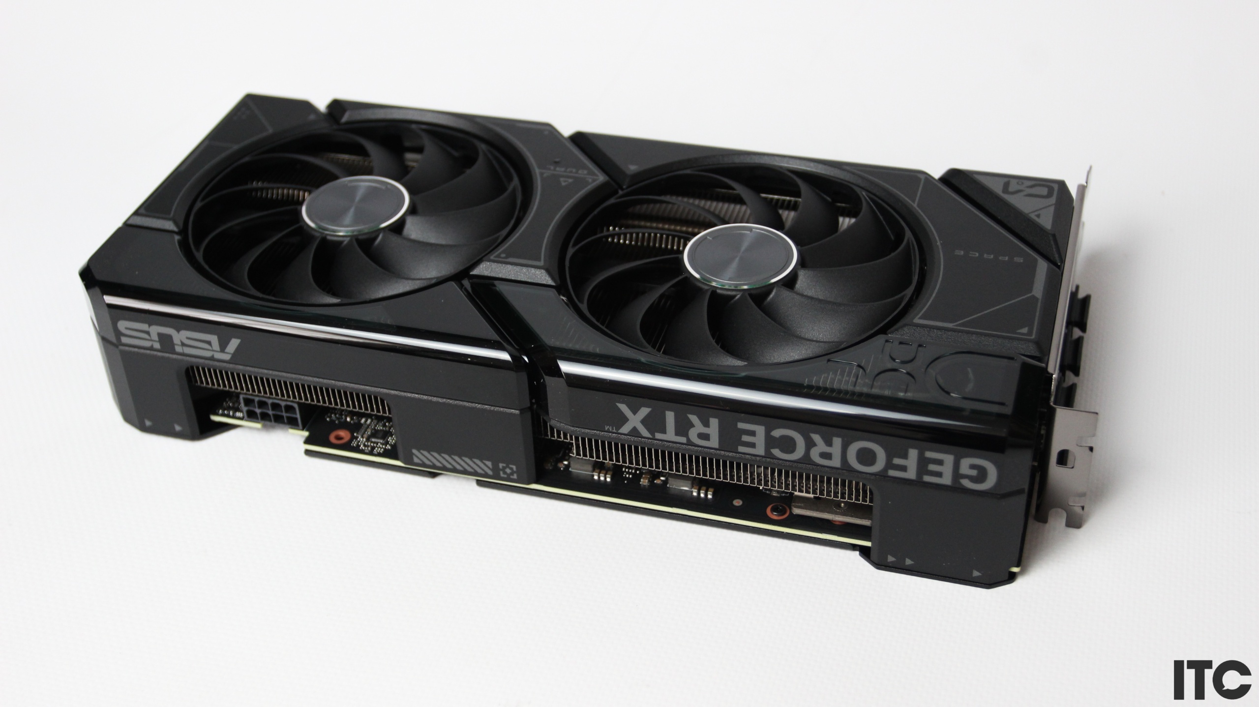Обзор видеокарты ASUS Dual GeForce RTX 4070: компактные размеры ...