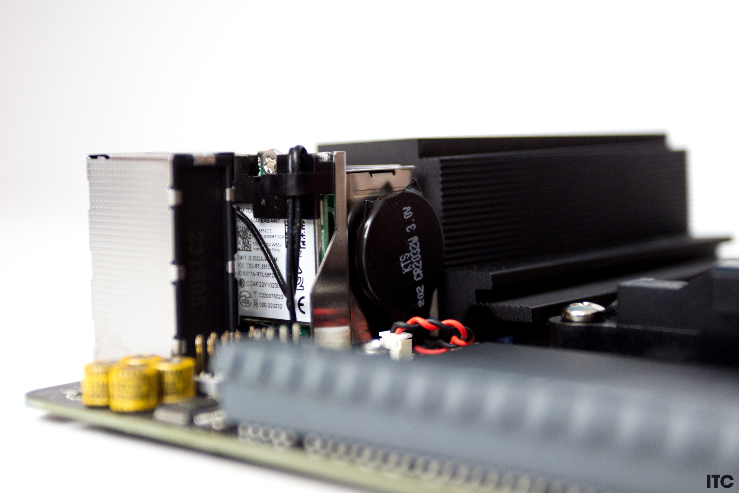 Gigabyte A620I AX review: compact and functional mini-ITX motherboard