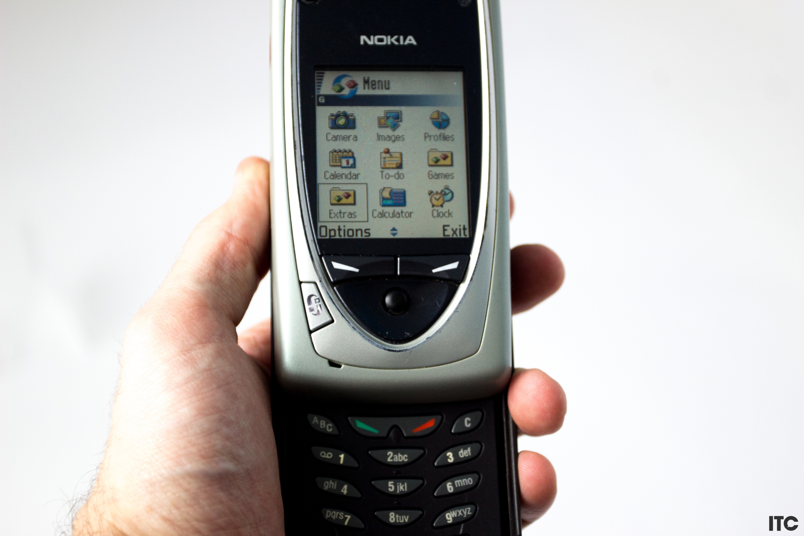 Огляд Nokia 7650 – перший у світі камерофон та найкращий телефон сучасності