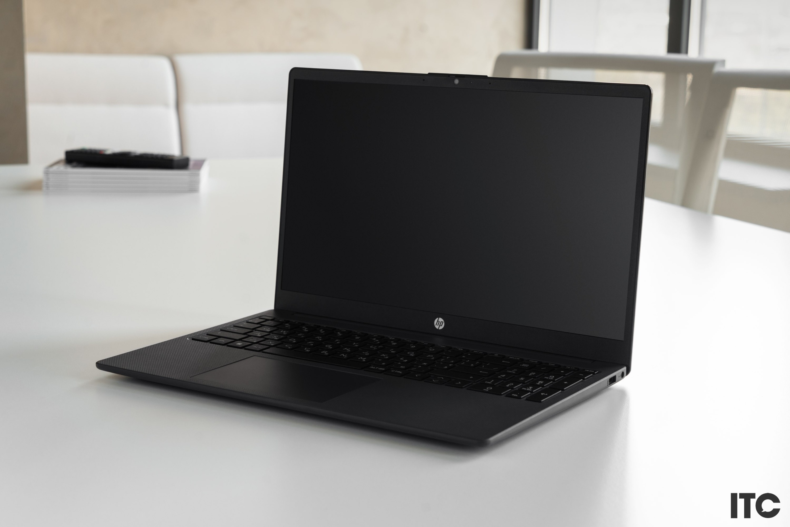 HP 255 G10 review: a balanced laptop for a student or a new office standard