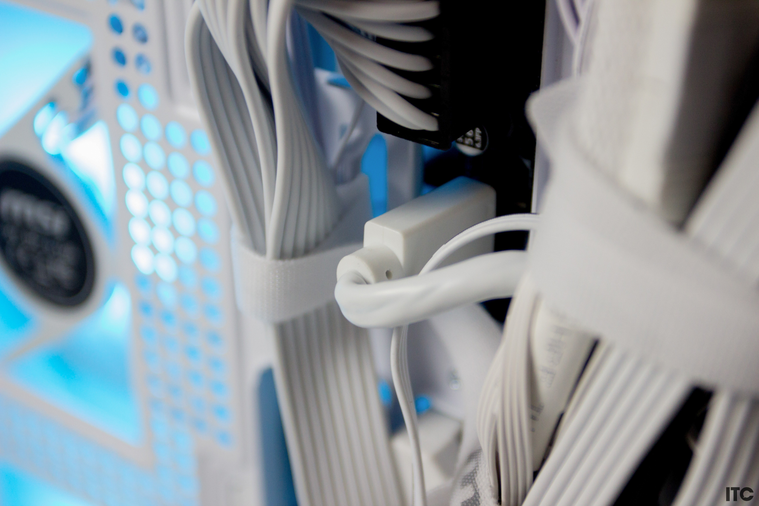 MSI Project Zero kit review: B650M PROJECT ZERO motherboard and stylish ...