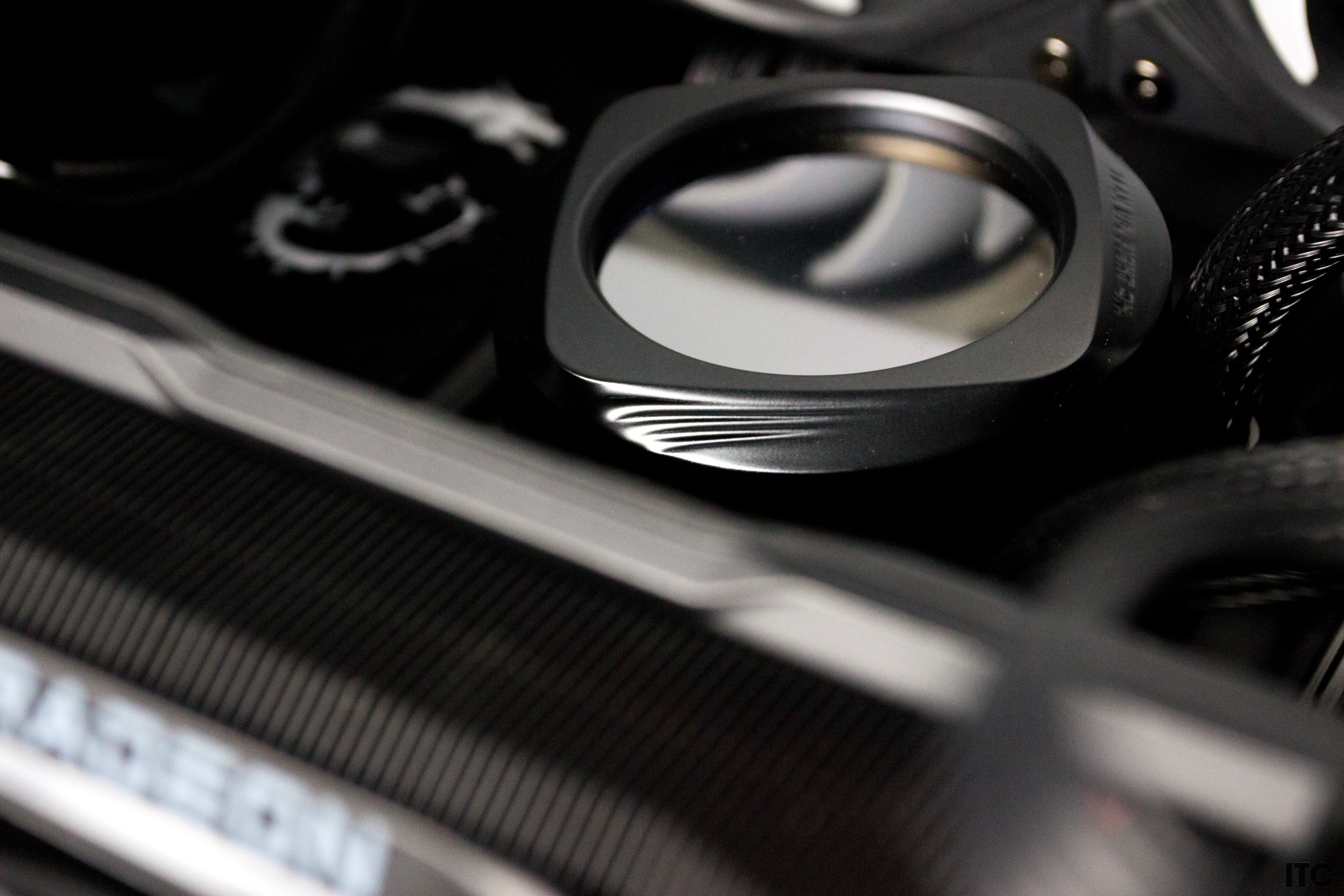 Gigabyte AORUS WATERFORCE X II 360 review: top-of-the-line liquid ...