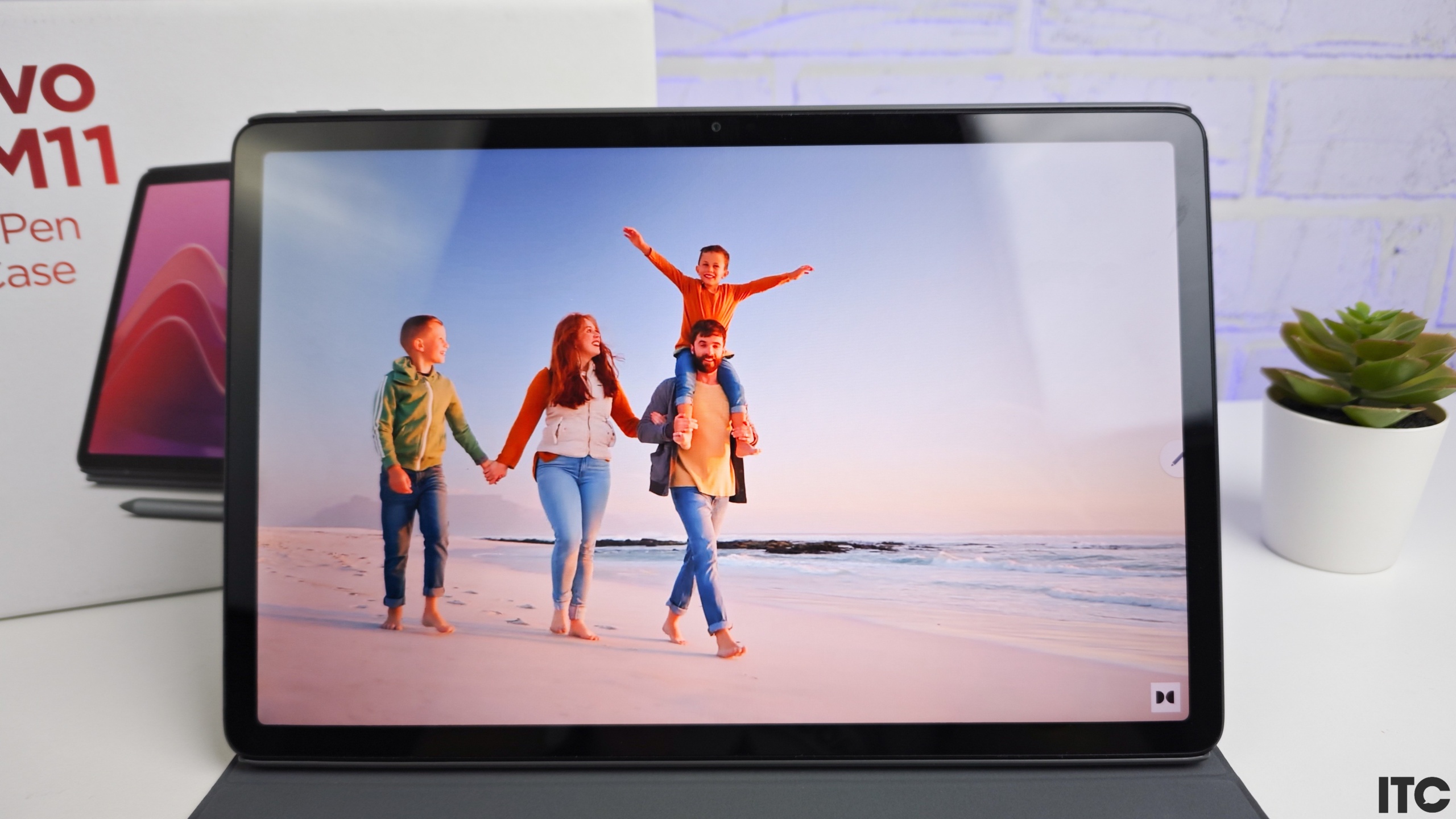 Análisis de la Lenovo Tab M11: una tableta económica con cuerpo metálico y lápiz óptico