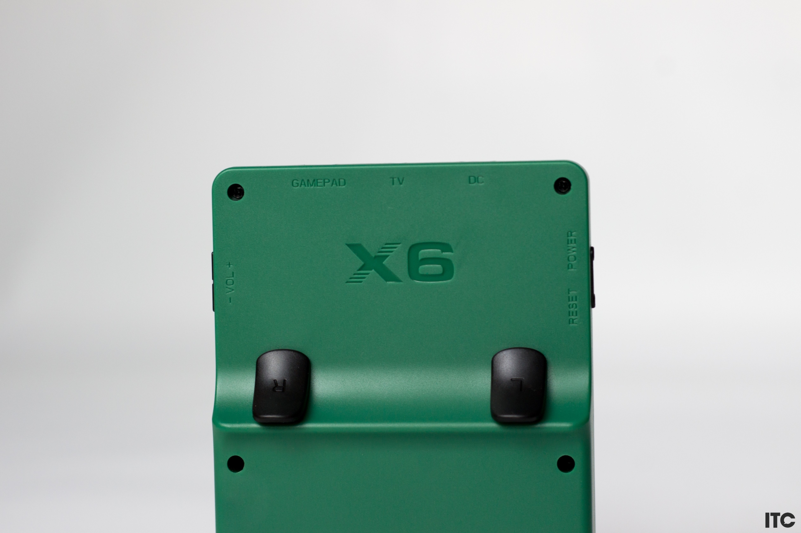 Game Console X6 portable game console review: a retro portal for a mere ...