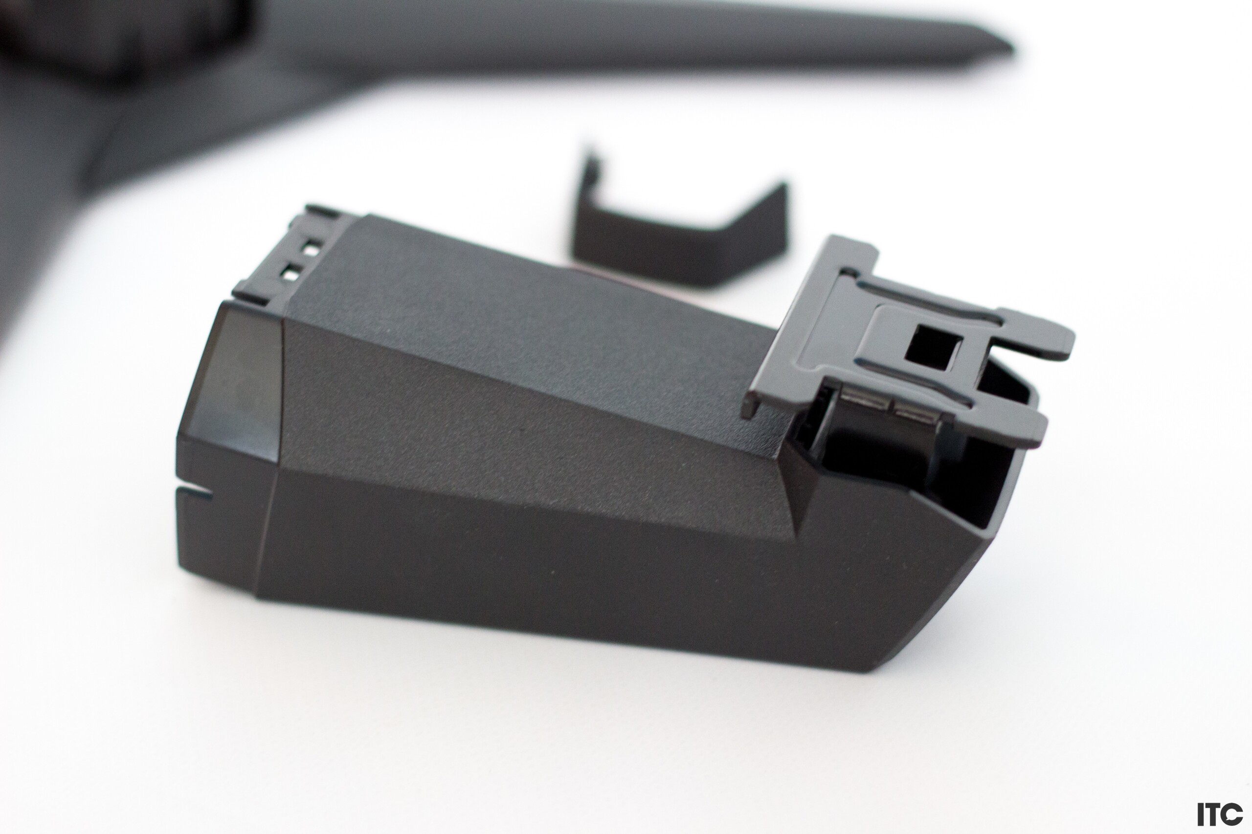 MSI G255F review: Full HD 180Hz monitor for ridiculous money