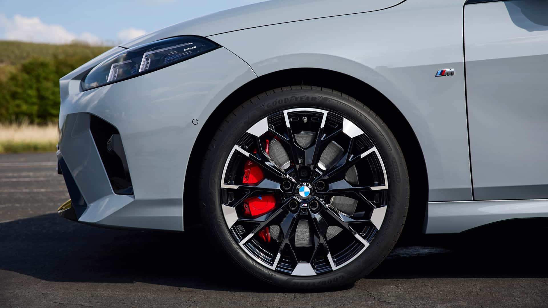 BMW 2 Series Gran Coupe 2025 года: более мощный двигатель, больше ...