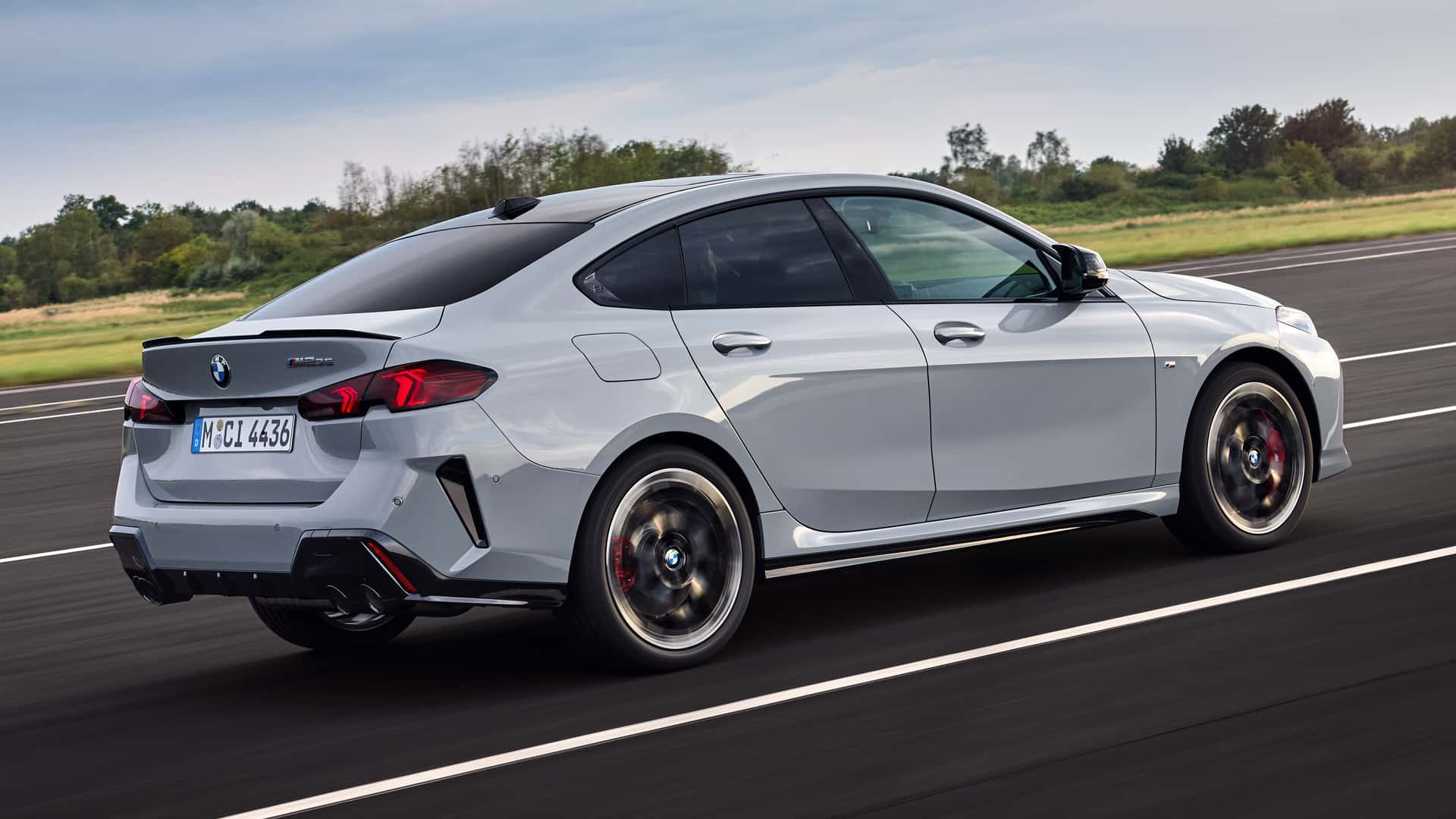 BMW 2 Series Gran Coupe 2025 года: более мощный двигатель, больше ...