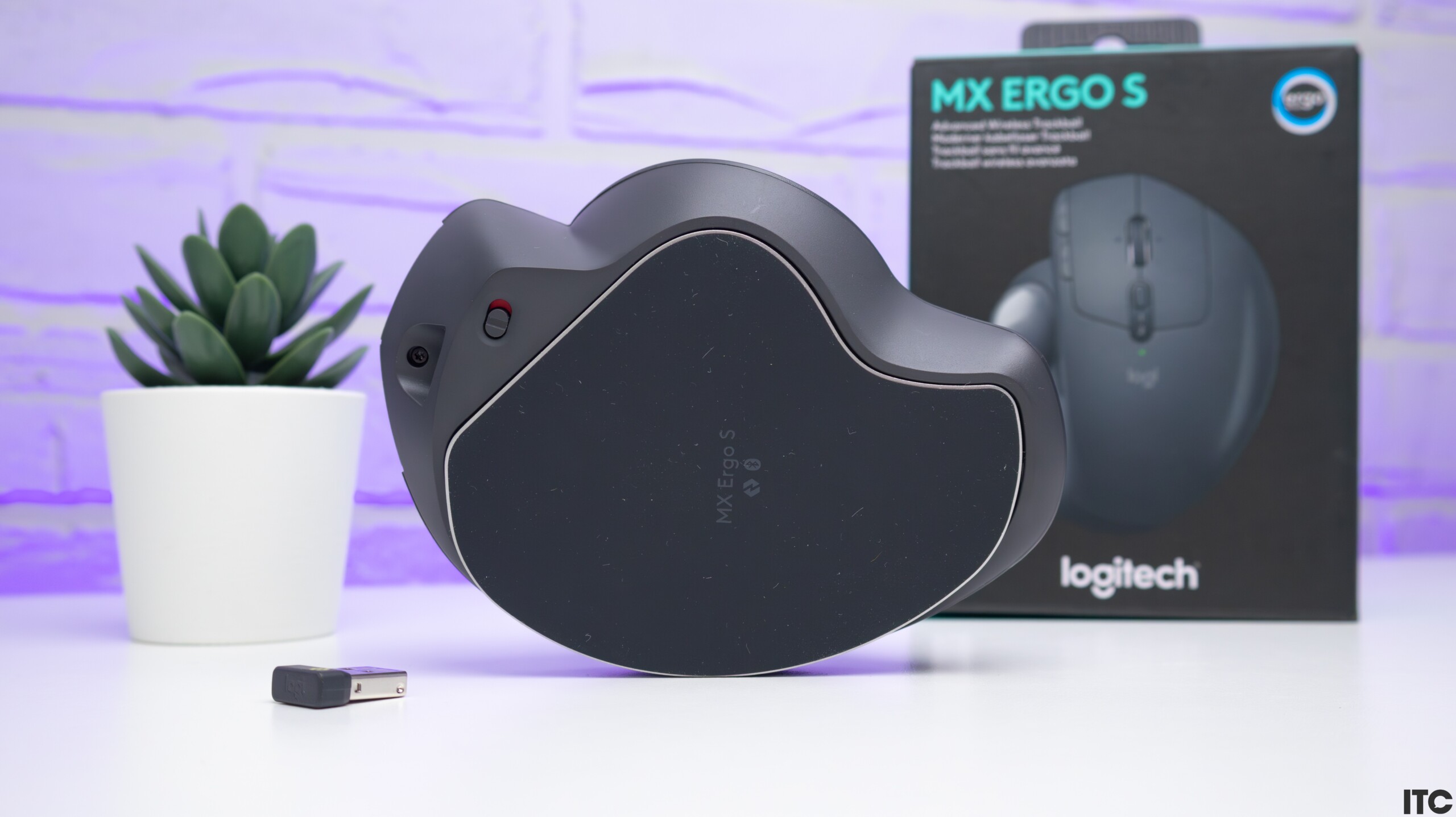 Logitech MX Ergo S review: is it worth choosing a trackball over a mouse?