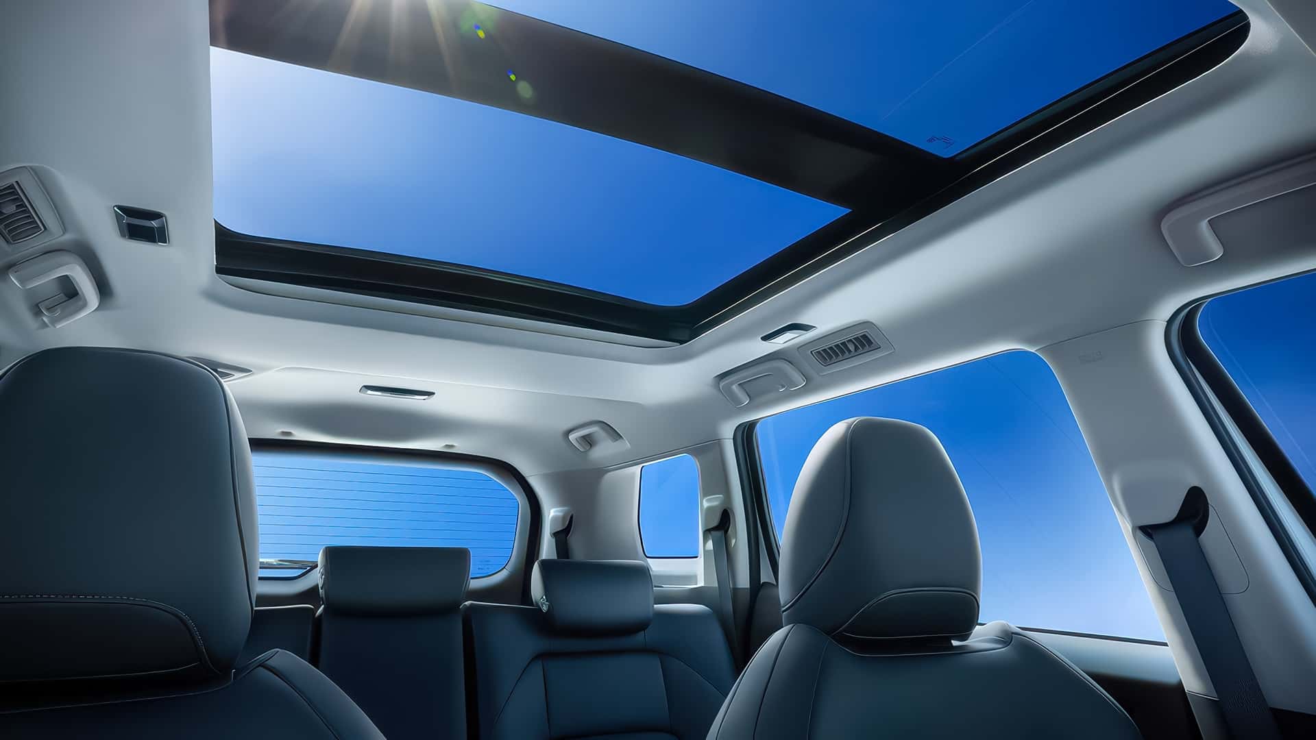 Mitsubishi has created a budget crossover Destinator — 7 seats, 1.5 ...